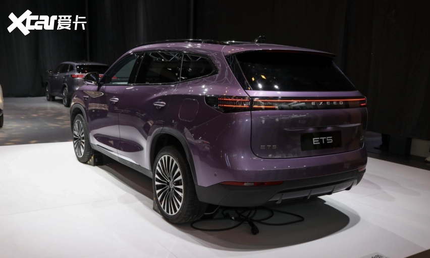 星途ET5上市，比预售价便宜2万多，高配还有猎鹰700-爱卡汽车爱咖号