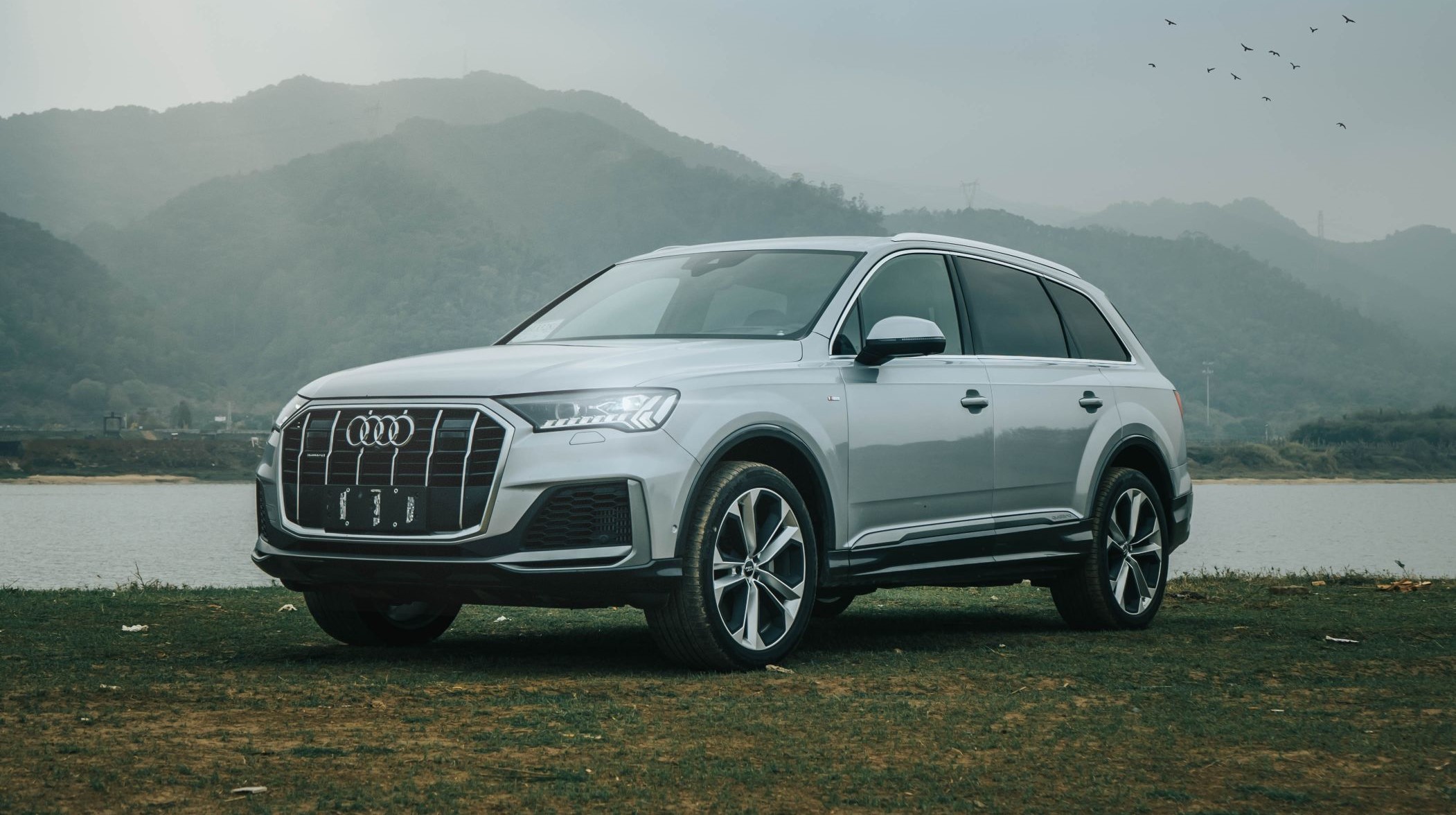 新q7,新款_大山谷图库