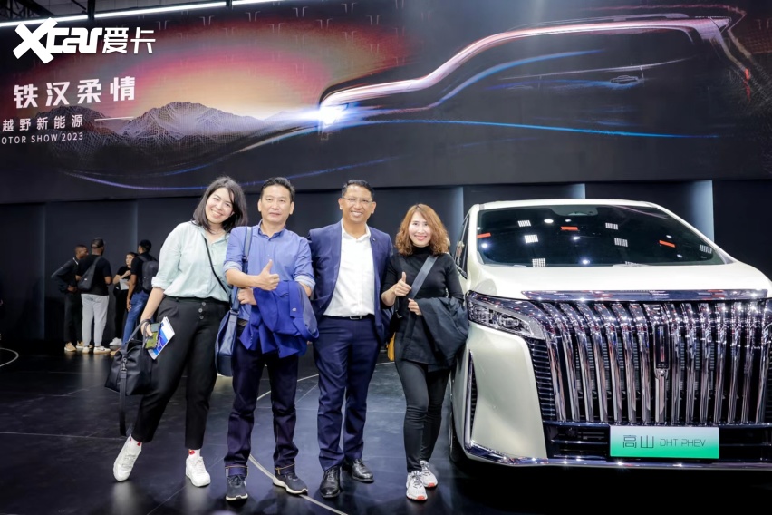 魏牌首款MPV车型，高山DHT-PHEV正式亮相-爱卡汽车爱咖号