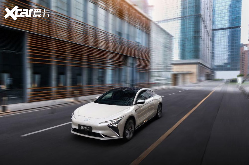 智己L7第2000台交付！IM OS全新版本2022成都车展首发-爱卡汽车爱咖号