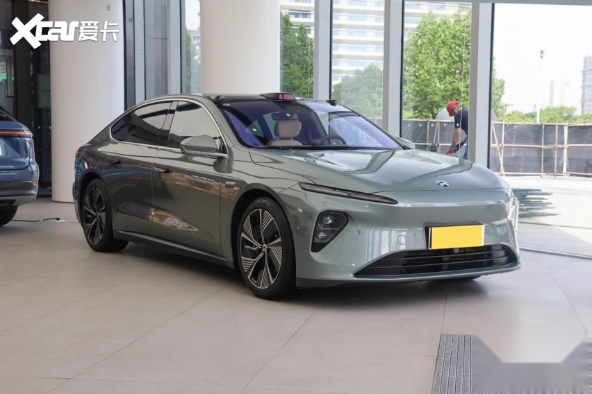 蔚来ET7无语了！岚图追光32.29万起售，还享7.2万选装包，真香！-爱卡汽车爱咖号