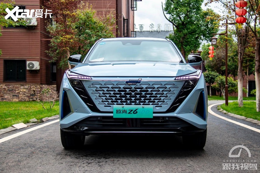 试驾长安欧尚Z6 iDD，价格更便宜且纯电续航更高的智能选手-爱卡汽车爱咖号