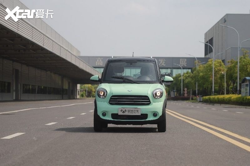 又一A00级别小车竞争MINIEV 3.98万宝马MINI同款内饰-爱卡汽车爱咖号