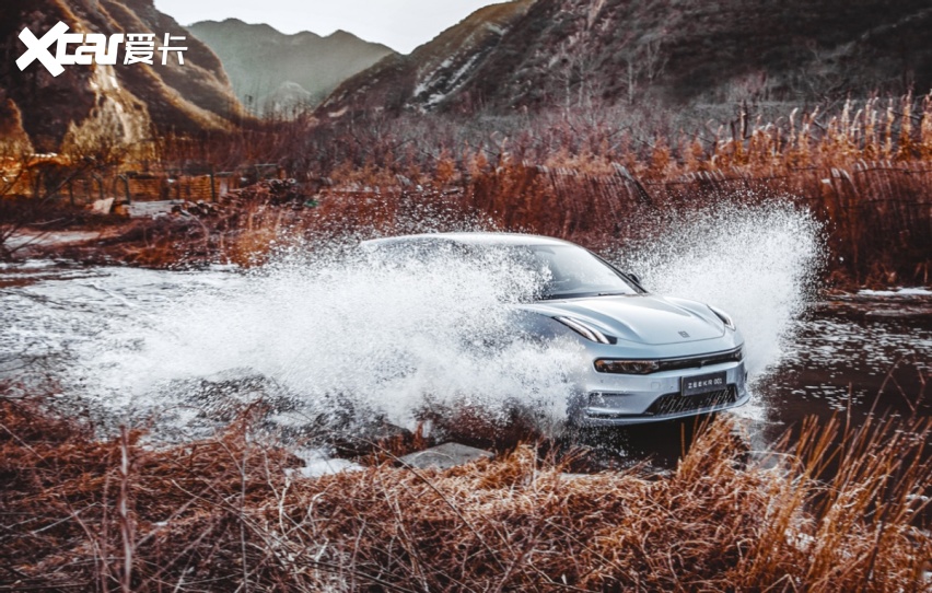 想要登山、露营、涉水、沙漠漂移？有一辆极氪001就够了！——veecar|汽车改装|改装知识分享平台