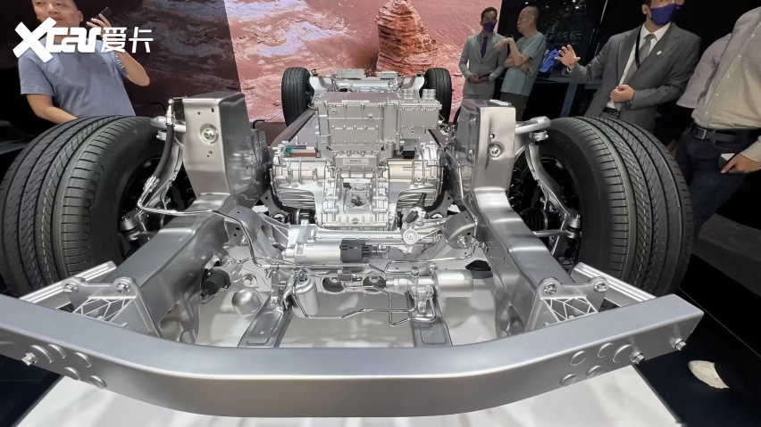 粤港澳车展探访仰望展馆，近距离感受仰望U8，109.8万值不值？——veecar|汽车改装|改装知识分享平台