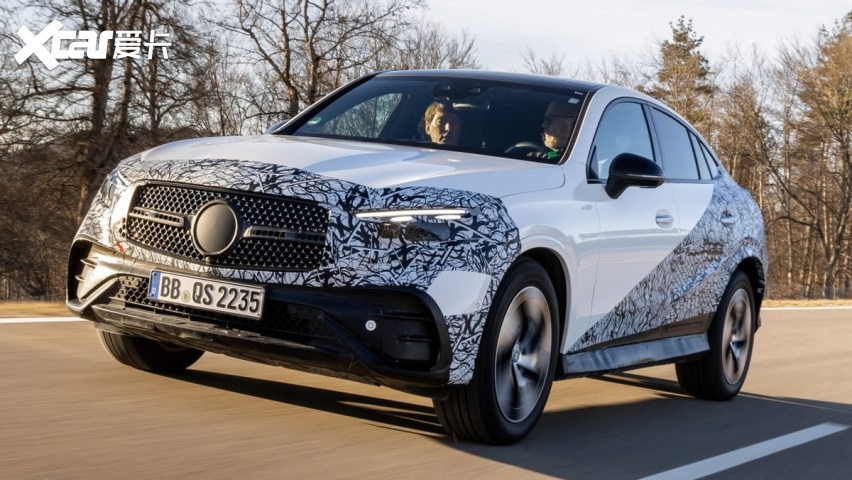 奔驰GLC Coupe高清谍照出炉，这下宝马X3还坐得住？-爱卡汽车爱咖号