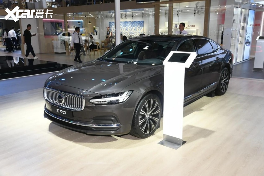40.69万起售，2025款沃尔沃S90上市，三款车该怎么选？-爱卡汽车爱咖号