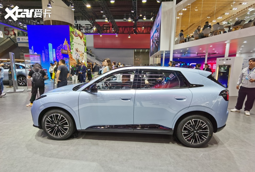 打卡6万级纯电卷王极狐 T1，A0级市场的“家庭精品纯电”新标杆-爱卡汽车爱咖号