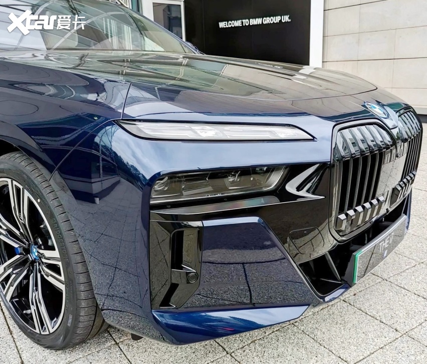 宝马改装|大叔变小伙！全新宝马7系实车现身，外观大革新，入门就配3.0T——veecar|汽车改装|改装知识分享平台