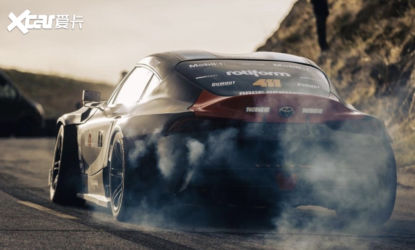 这是GR Supra改装天花板 移植F1 V10发动机——veecar|汽车改装|改装知识分享平台