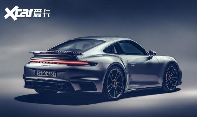 最贵比亚迪来袭，168万的仰望U9对决保时捷911谁更值？-爱卡汽车爱咖号