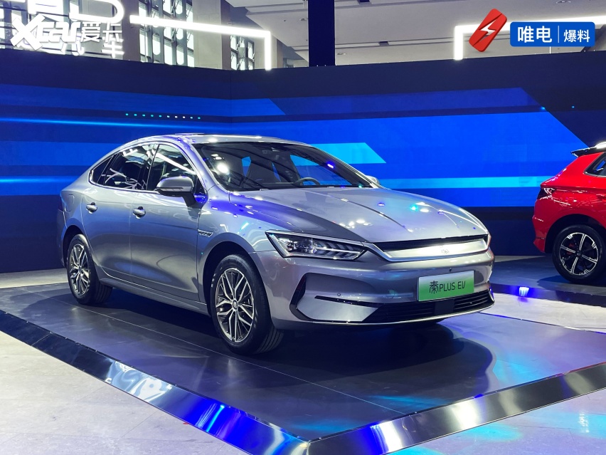 比亚迪秦PLUS EV实车首次曝光，搭载嵌入式仪表盘——veecar|汽车改装|改装知识分享平台