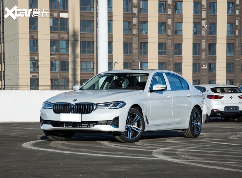 宝马改装|换装全新发动机，新宝马5系来袭，2.0T+采埃孚8AT，内饰经典——veecar|汽车改装|改装知识分享平台