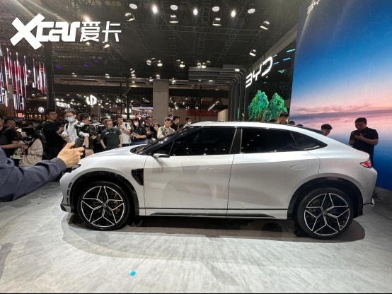 2023上海车展开幕，比亚迪宋L概念车首发，对标特斯拉Model Y-爱卡汽车爱咖号