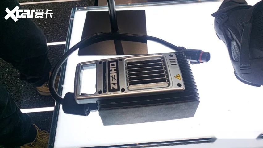 国产电摩起飞！春风极核AE8战力几何？——veecar|汽车改装|改装知识分享平台