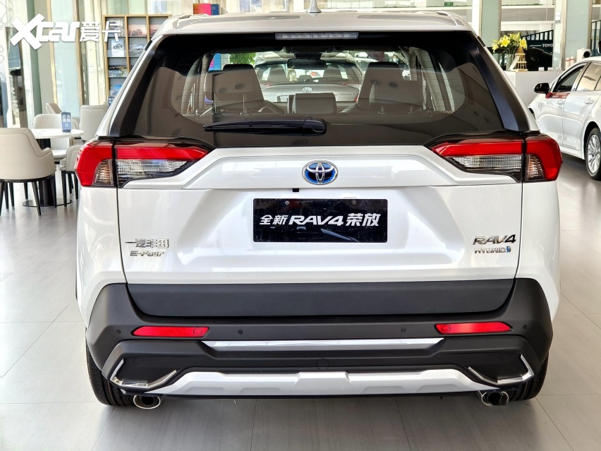 丰田改装|省油好开 实拍一汽丰田RAV4荣放 合格的家用SUV——veecar|汽车改装|改装知识分享平台