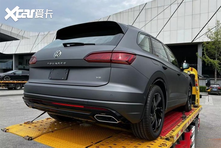 大众改装|大众途锐“火山岩涂装运动版”达到场馆！限量1001台，你要冲吗？——veecar|汽车改装|改装知识分享平台
