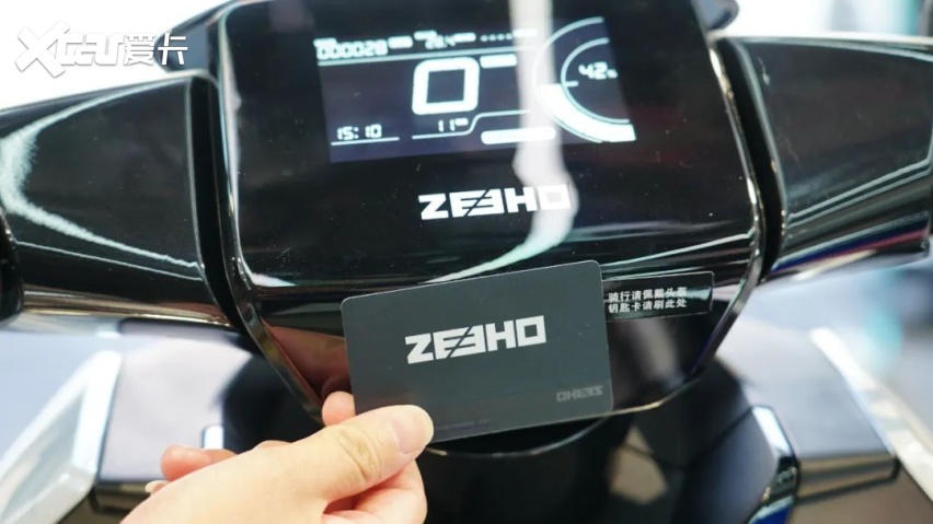 国产电摩起飞！春风极核AE8战力几何？——veecar|汽车改装|改装知识分享平台