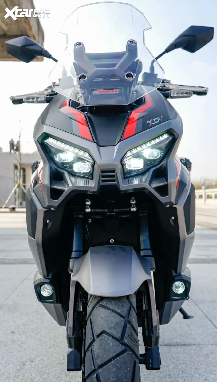 国产多用途踏板摩托，龙嘉XDV250si，单缸水冷动力双通道ABS——veecar|汽车改装|改装知识分享平台