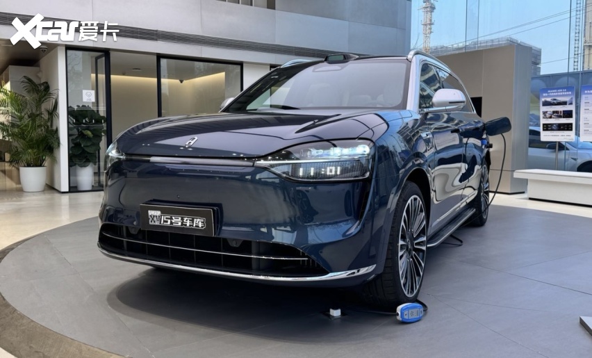 实测体验问界M9智驾大版本更新 无图NCA上线-爱卡汽车爱咖号