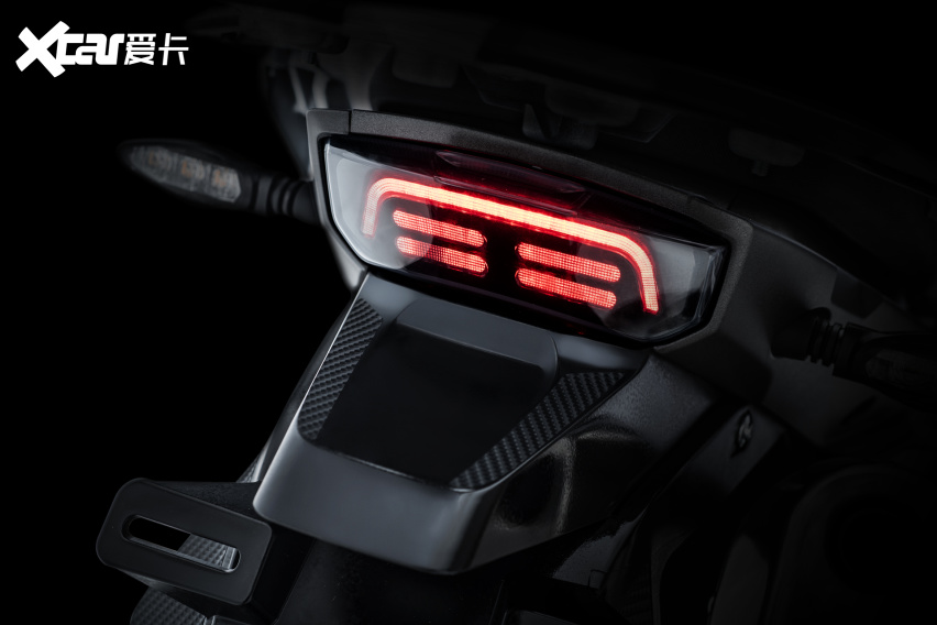 赛科龙RX401迎来升级，外观内在全面提升，同级对手压力颇大-爱卡汽车爱咖号