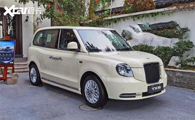 创新8座布局、打破传统MPV界限，陆地空客LEVC翼真L380有多强！-爱卡汽车爱咖号