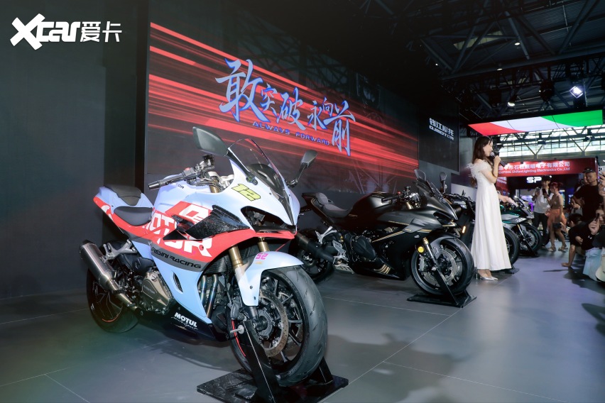 排面拉满 钱江摩托五车齐发 国产好声音赛800它来了——veecar|汽车改装|改装知识分享平台