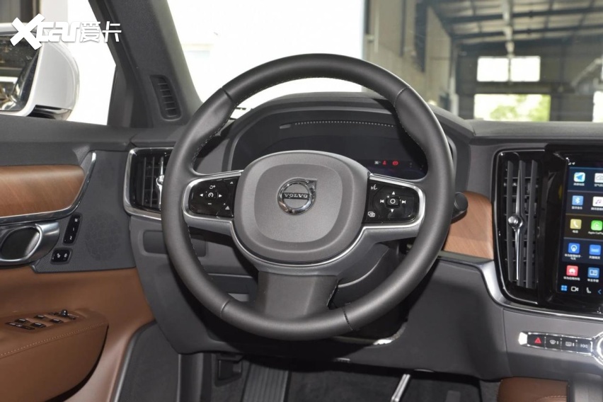 40.69万起售，2025款沃尔沃S90上市，三款车该怎么选？-爱卡汽车爱咖号