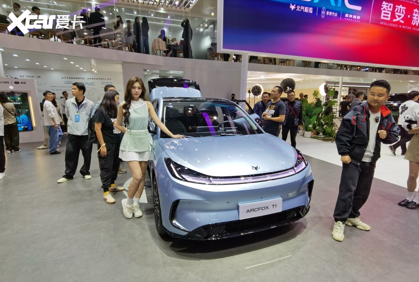 打卡6万级纯电卷王极狐 T1，A0级市场的“家庭精品纯电”新标杆-爱卡汽车爱咖号