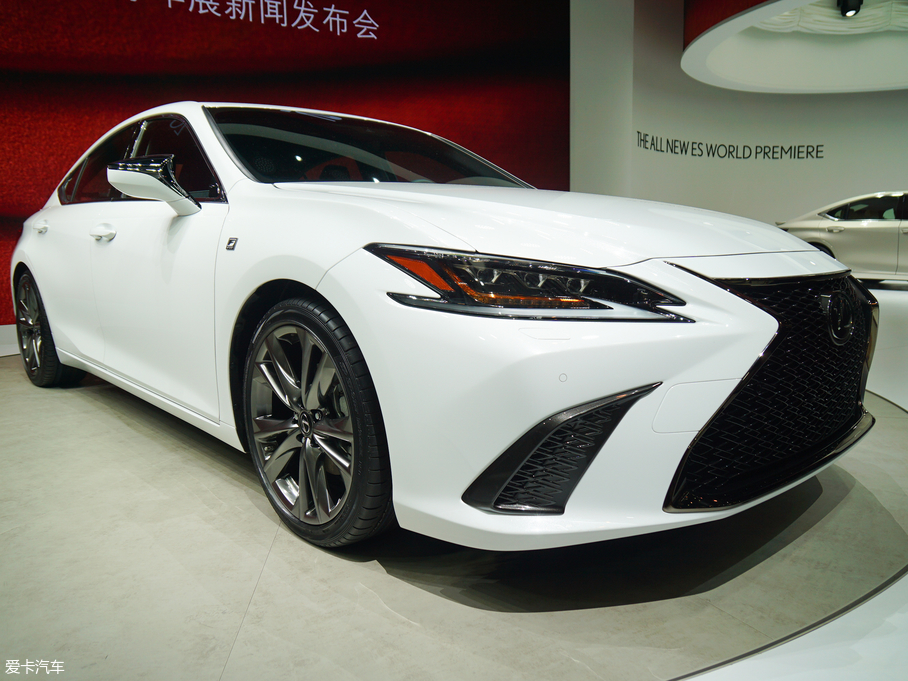 【2018款雷克萨斯ES 260 F SPORT 国V_整体外观 _184/3206张图片】_汽车图片大全_爱卡汽车