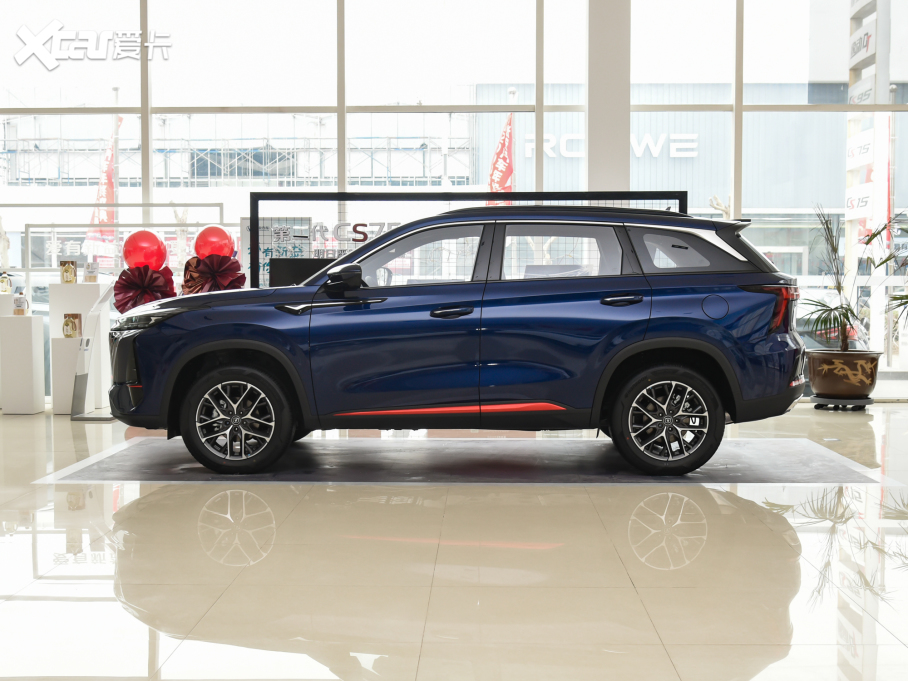 【2022款长安cs75plus 第二代 1 5t 自动尊贵型 整体外观 3 1891张图片】 汽车图片大全 爱卡汽车
