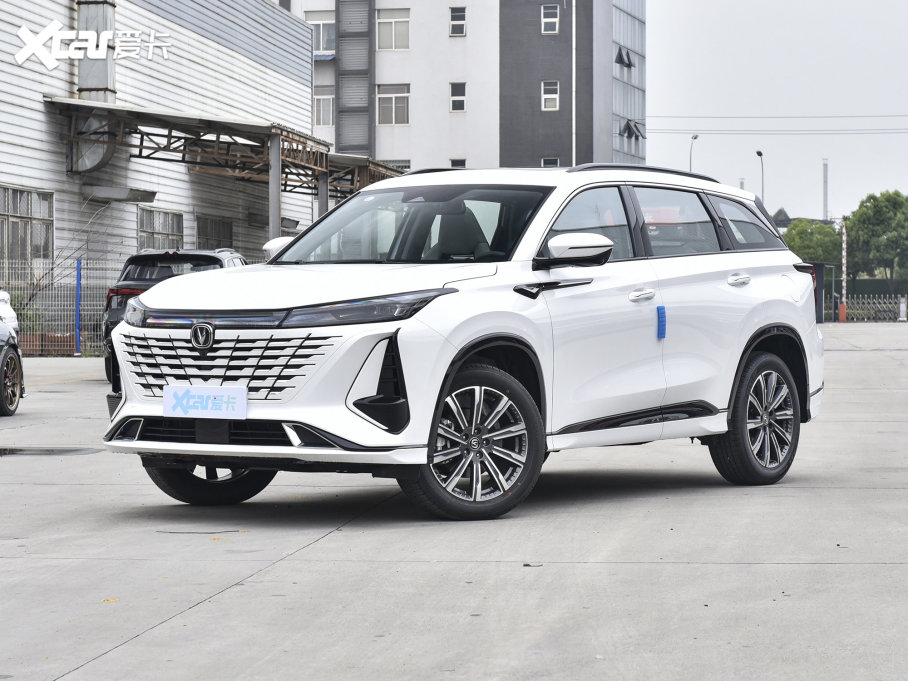 【2023款长安cs75 Plus 第三代 2 0t 自动旗舰型 整体外观 2 704张图片】 汽车图片大全 爱卡汽车