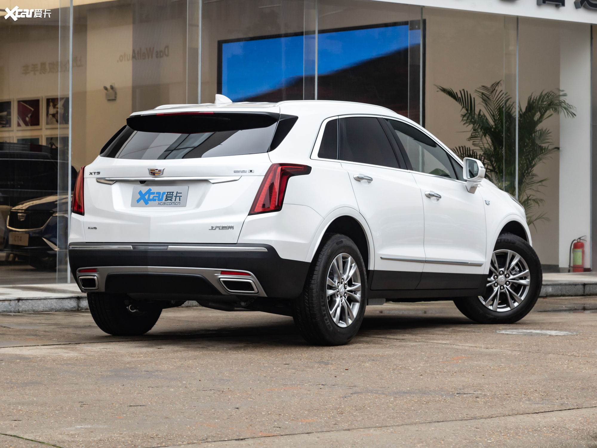 【2021款凯迪拉克XT5 改款 28T 四驱豪华型_整体外观 _30/1385张图片】_汽车图片大全_爱卡汽车