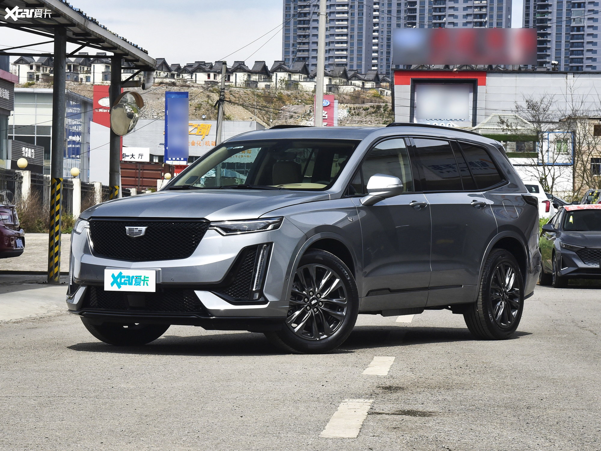 【2023款凯迪拉克XT6 2.0T 四驱铂金型黑钻版 六座_整体外观 _2/168张图片】_汽车图片大全_爱卡汽车