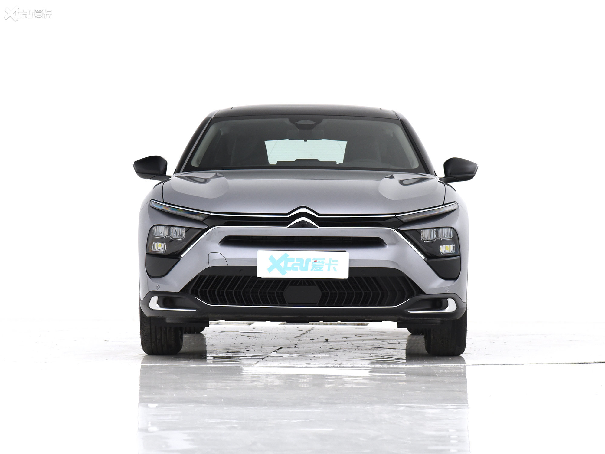 【2023款凡尔赛C5 X 1.6T 势不凡_整体外观 _1/490张图片】_汽车图片大全_爱卡汽车