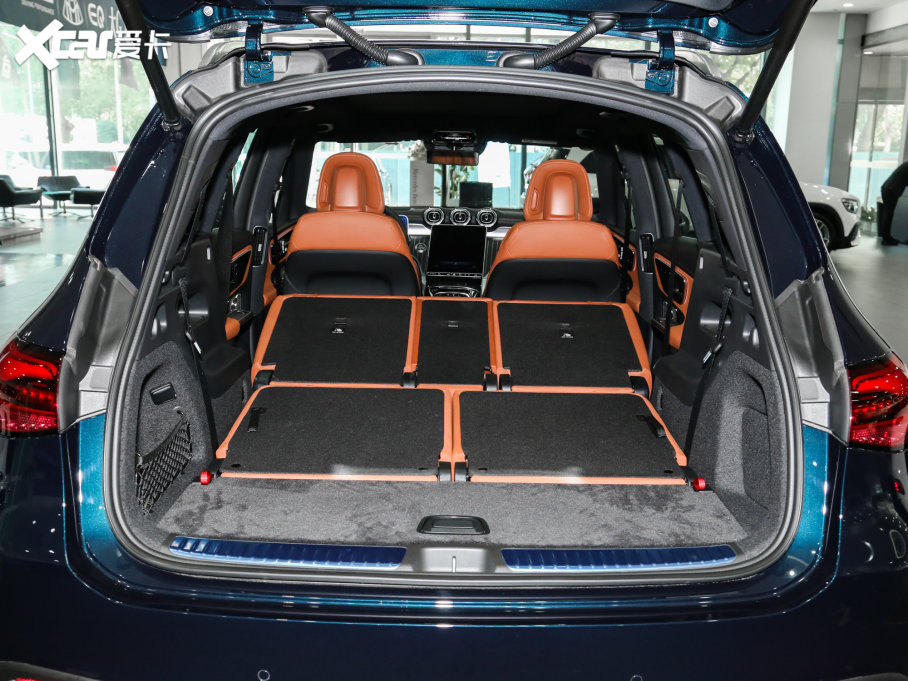 【2023款奔驰GLC GLC 300 L 4MATIC 豪华型 7座_空间座椅 _17/741张图片】_汽车图片大全_爱卡汽车