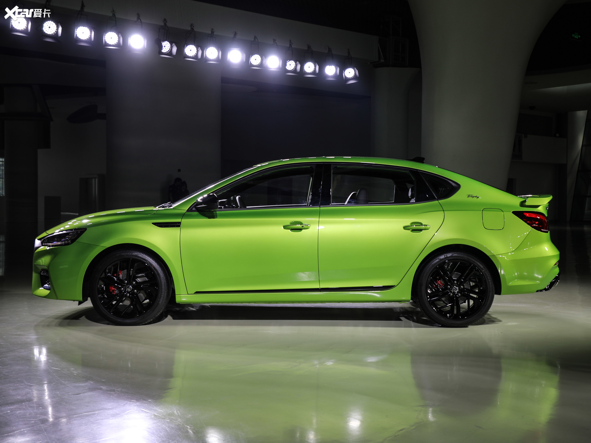 【2020款MG6新能源 1.5T 混动Trophy智驾旗舰版_整体外观 _3/424张图片】_汽车图片大全_爱卡汽车