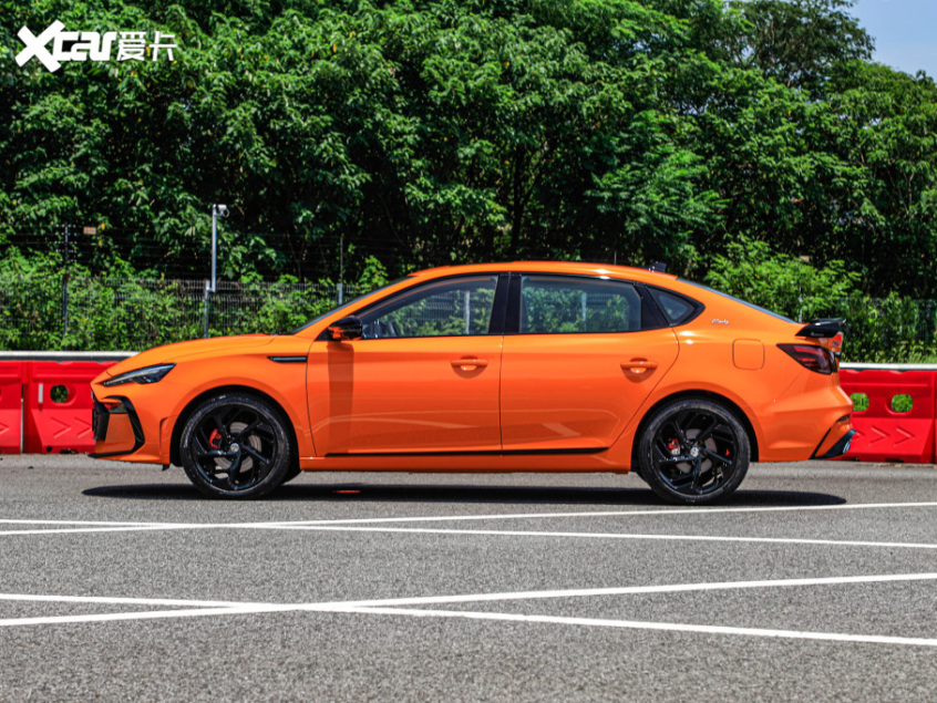 MG6 PRO正式上市 运动轿车/售10.38万起:MG6 PRO正式上市 运动轿跑车-爱卡汽车