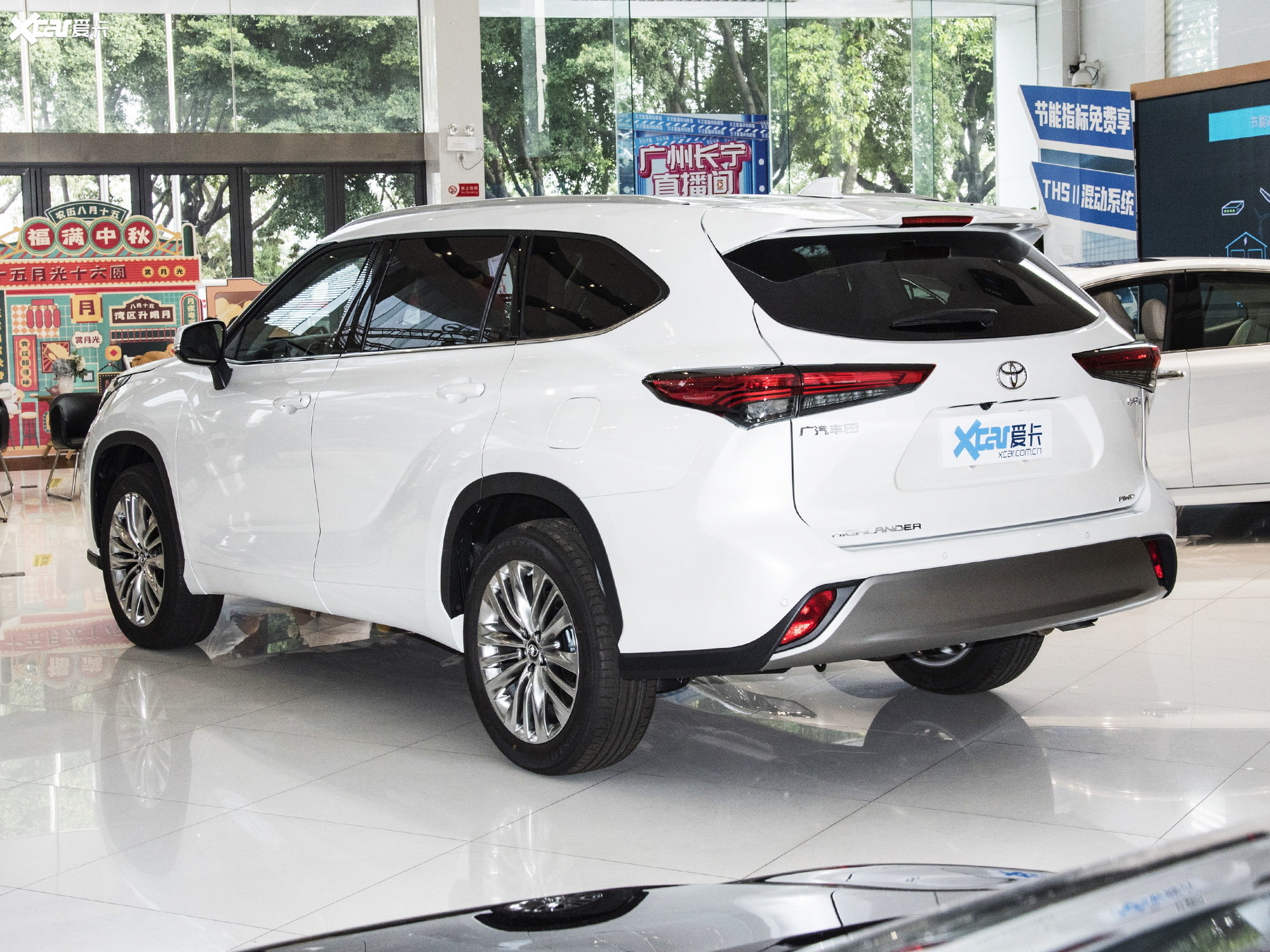 【2022款汉兰达 380T 四驱尊贵版 7座_整体外观 _12/275张图片】_汽车图片大全_爱卡汽车