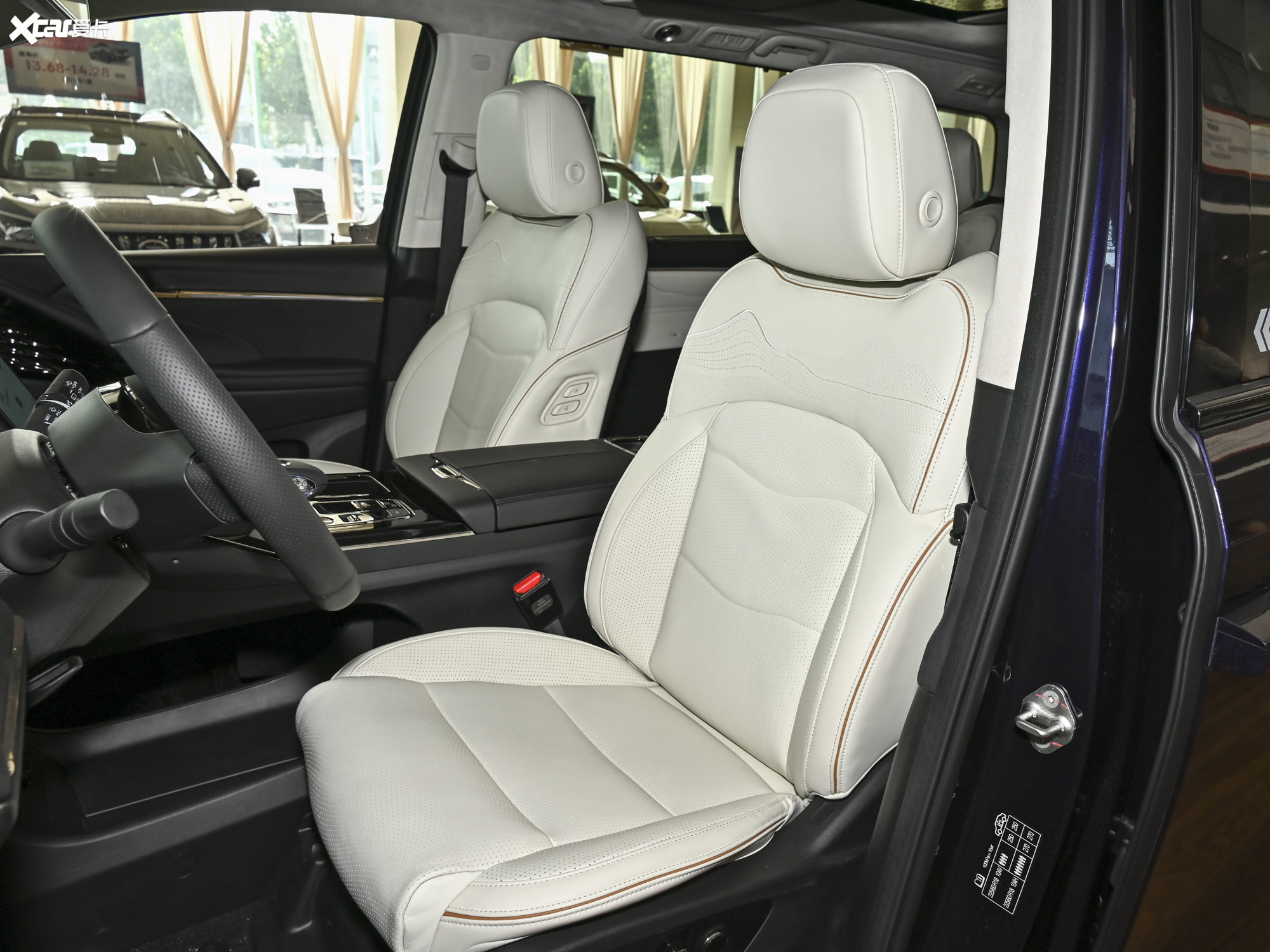 【2023款传祺 E9 E9 MAX_空间座椅 _4/147张图片】_汽车图片大全_爱卡汽车