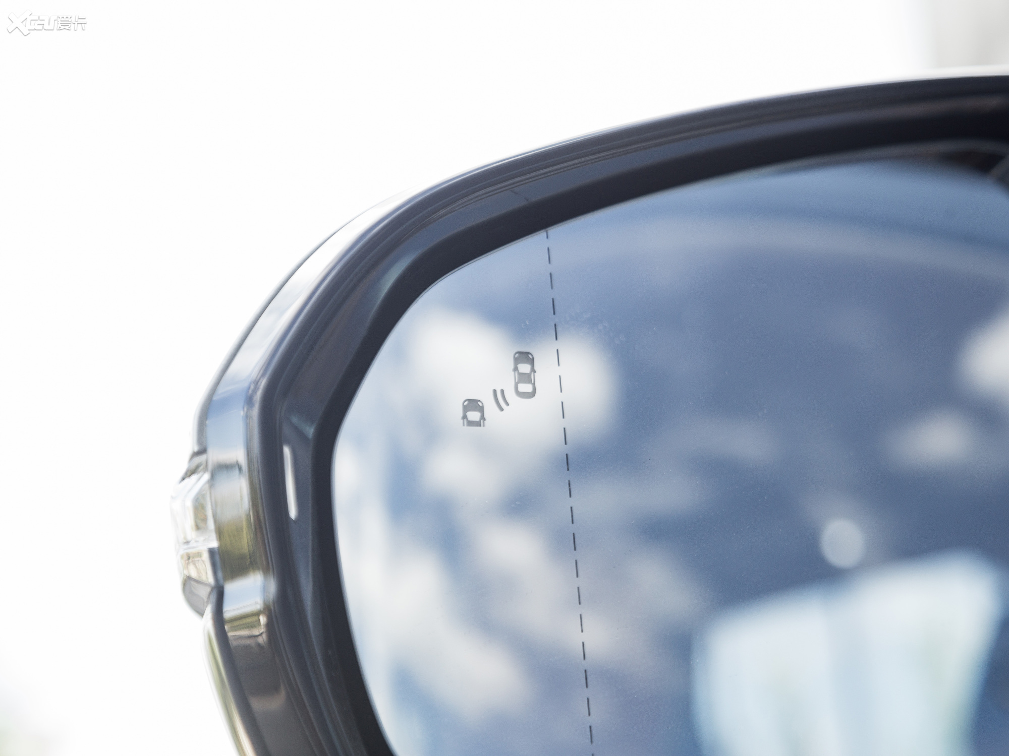 【2022款奔腾T99 20TD 8AT 尊贵型_细节外观 _146/912张图片】_汽车图片大全_爱卡汽车