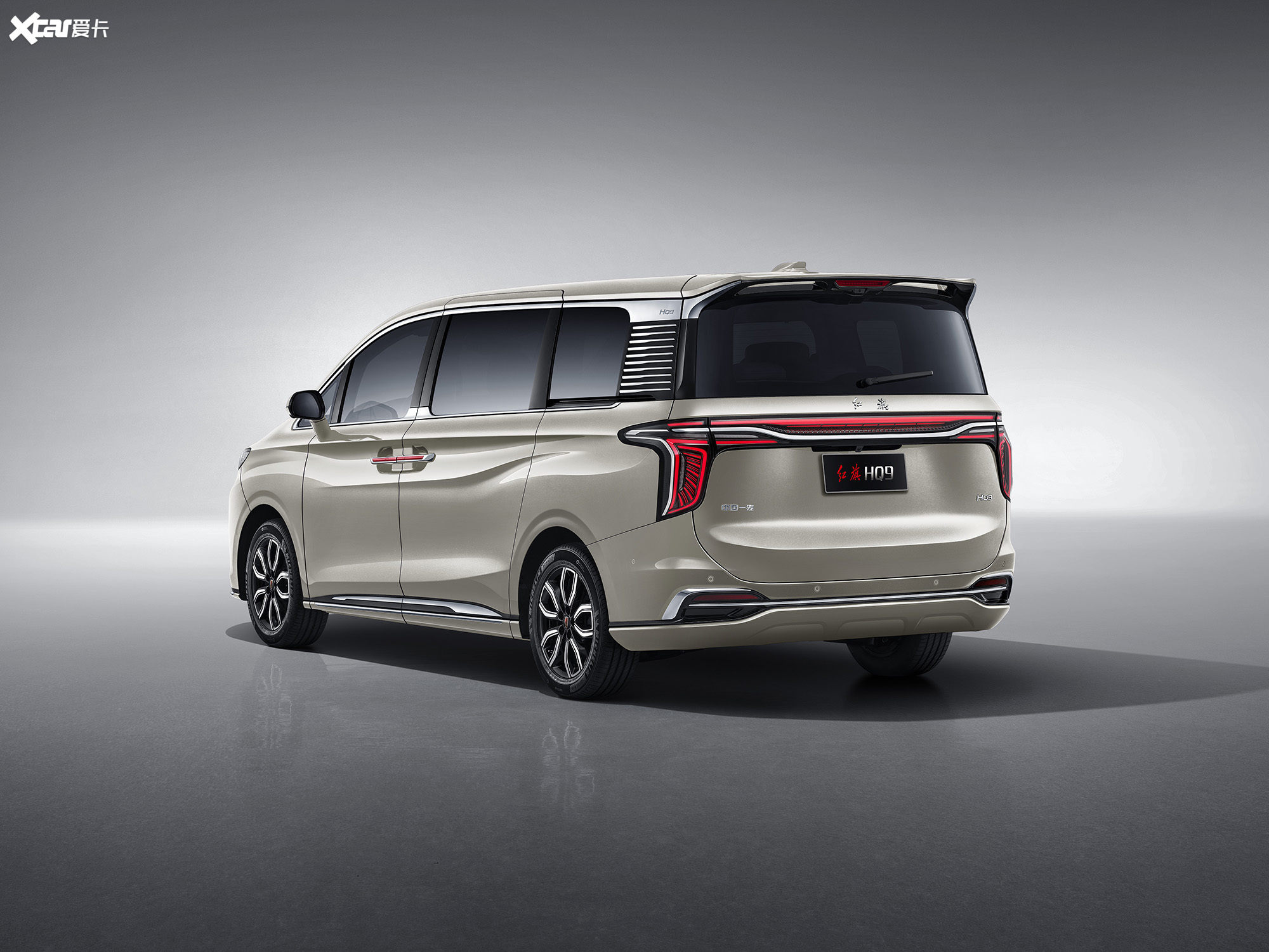 【2023款红旗HQ9 2.0T 智联旗领型_整体外观 _54/765张图片】_汽车图片大全_爱卡汽车