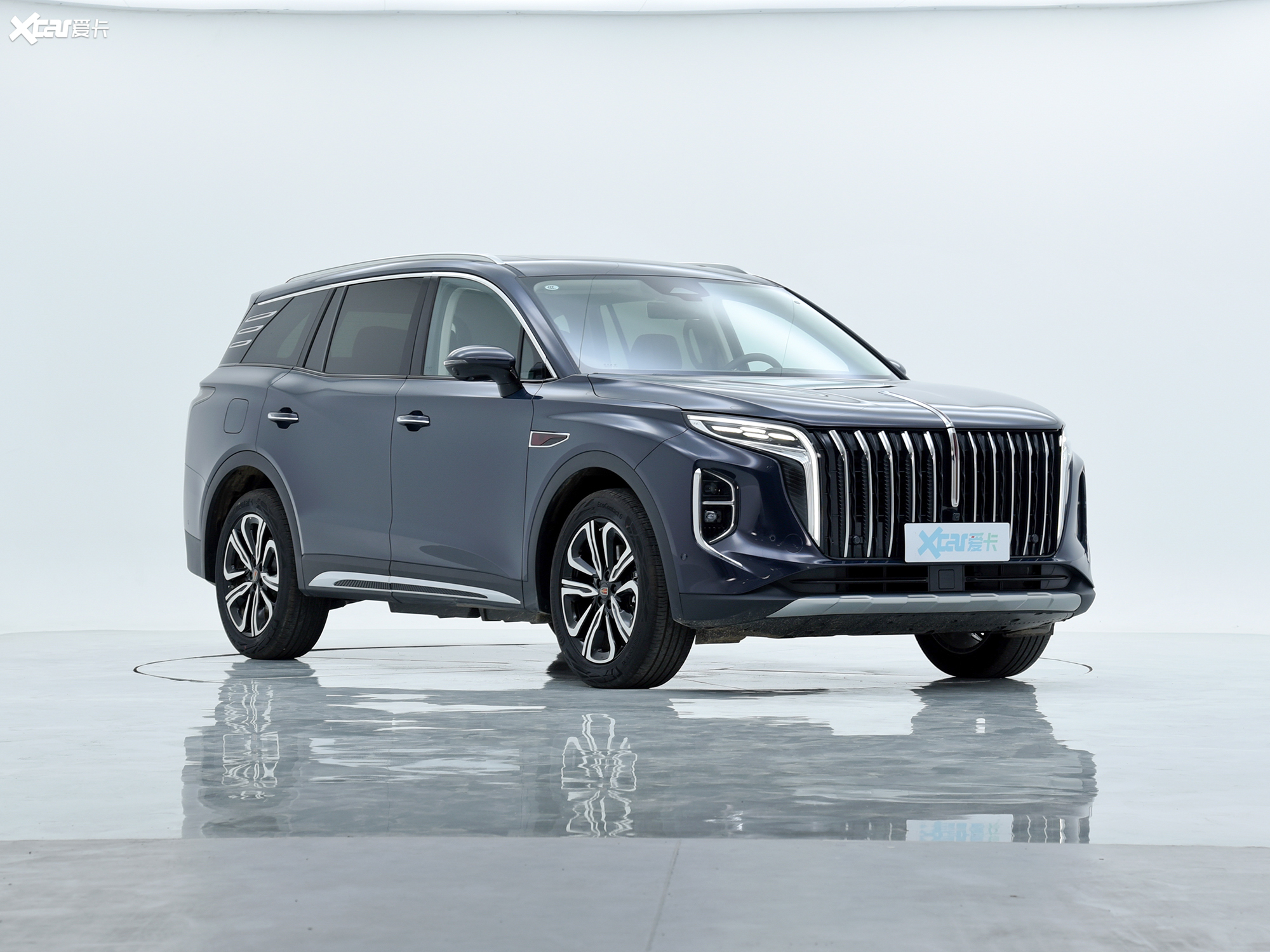 【2023款红旗HS7 2.0T 自动四驱旗领版 六座_整体外观 _8/140张图片】_汽车图片大全_爱卡汽车