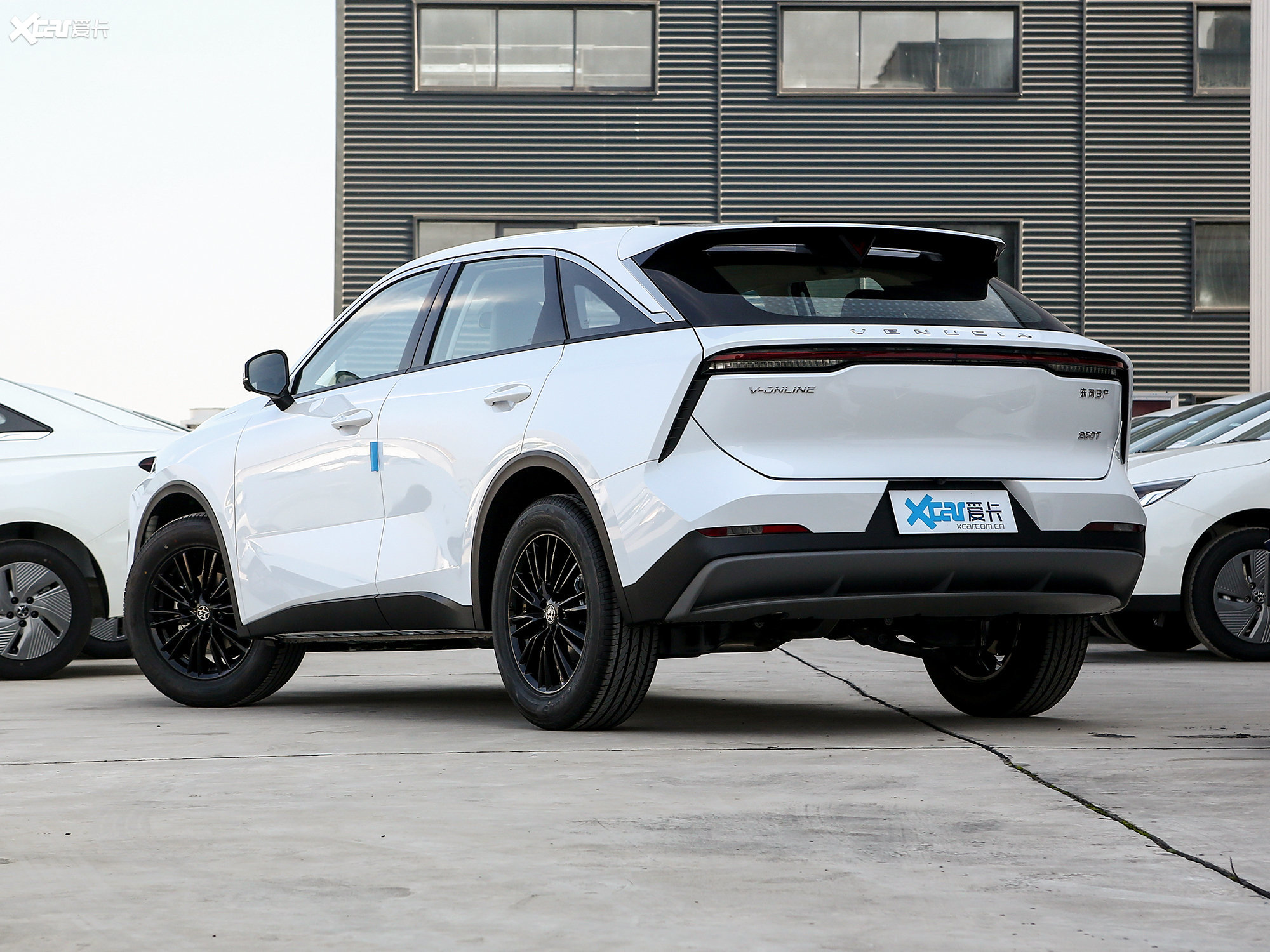 【2023款启辰大V 260T 爱豆版 Pro_整体外观 _4/571张图片】_汽车图片大全_爱卡汽车