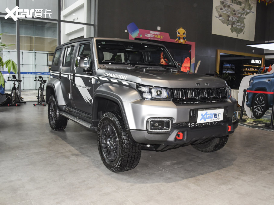 【2023款北京BJ40 2.0T 自动四驱环塔冠军版_整体外观 _7/604张图片】_汽车图片大全_爱卡汽车