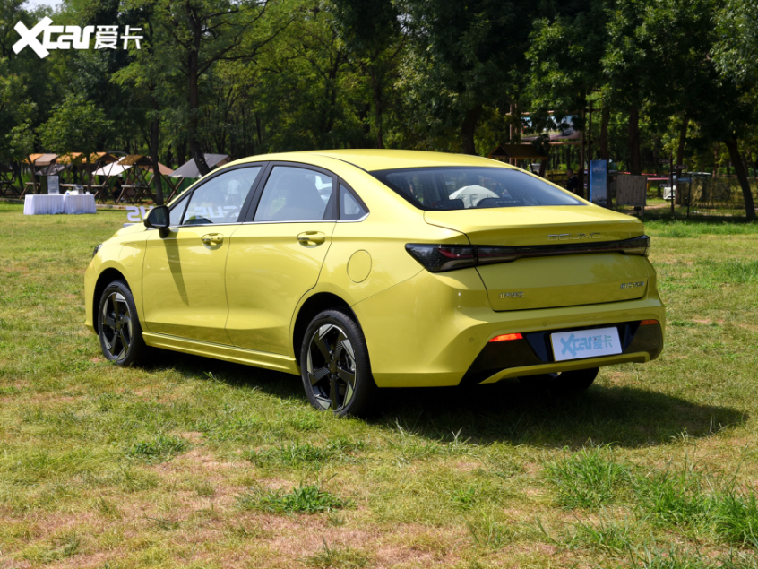 北京汽车新EU5 PLUS亮相 8月18日上市-爱卡汽车