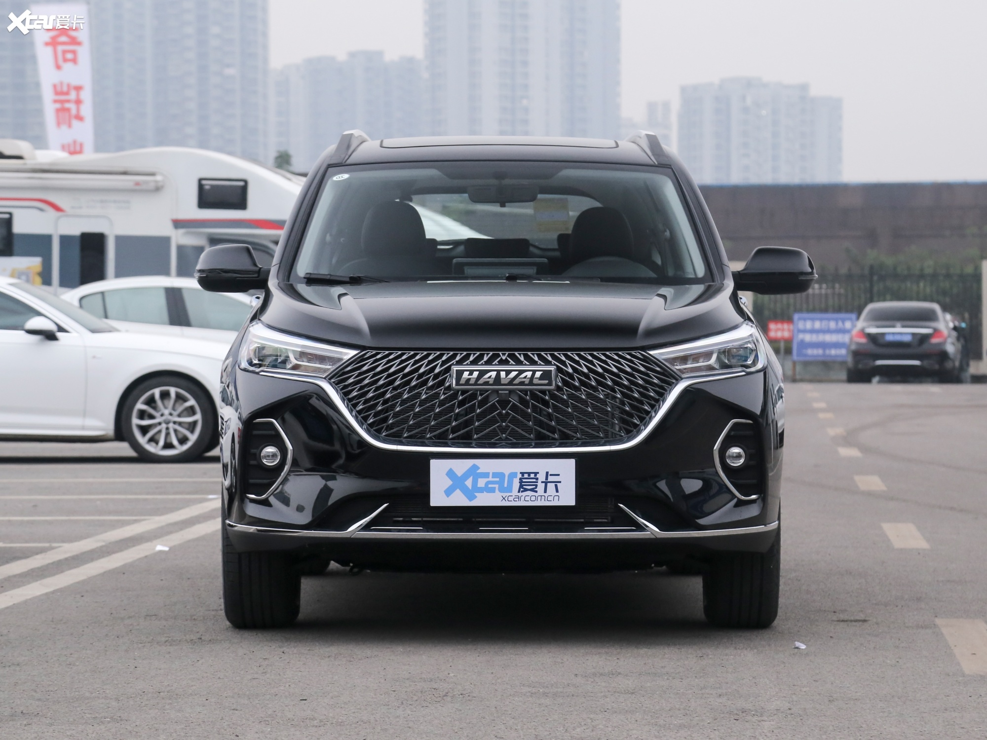 【2021款哈弗M6 PLUS 1.5T DCT豪华智联型_整体外观 _1/964张图片】_汽车图片大全_爱卡汽车