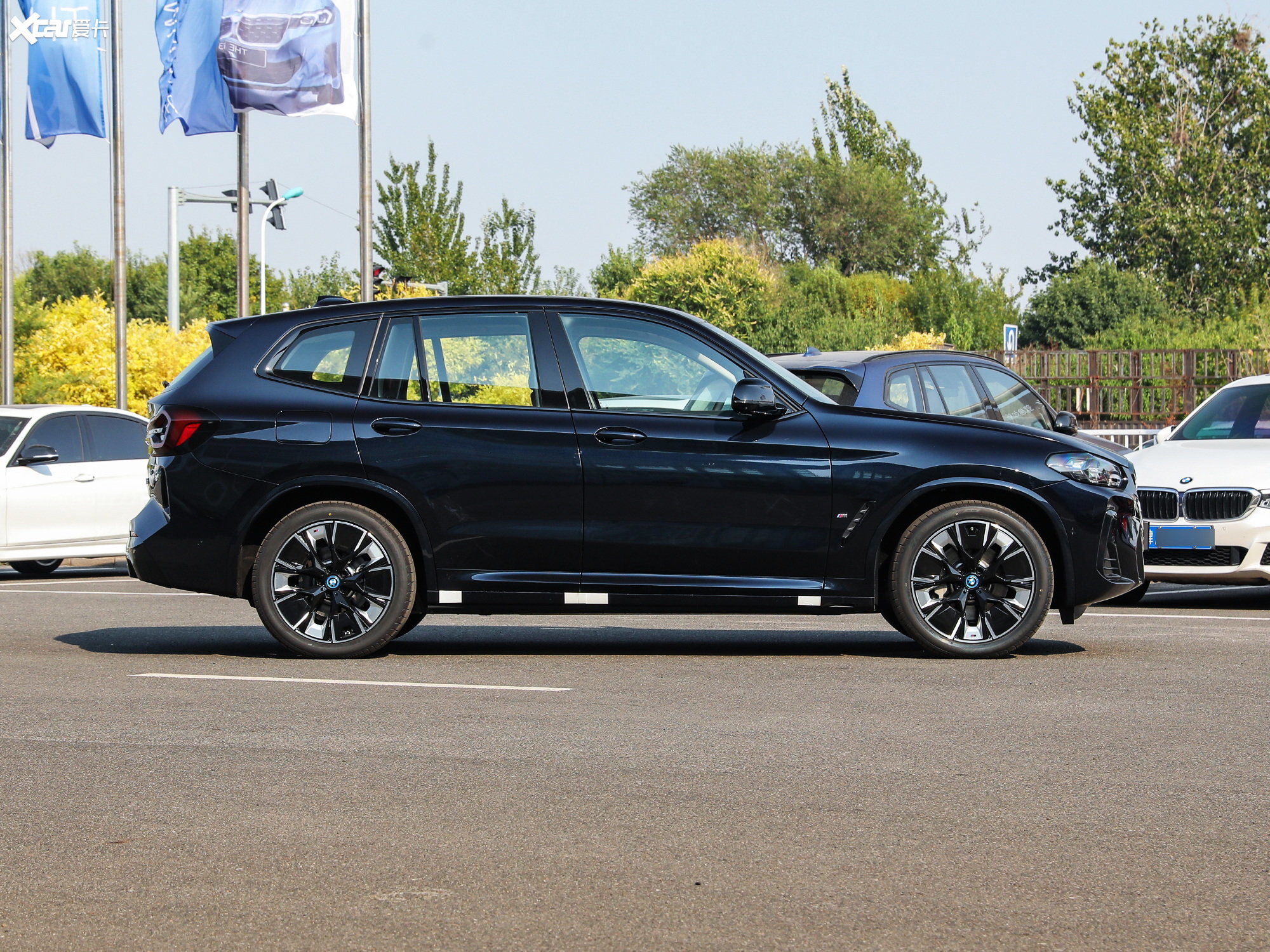 【2022款宝马iX3 改款 创领型_整体外观 _15/448张图片】_汽车图片大全_爱卡汽车