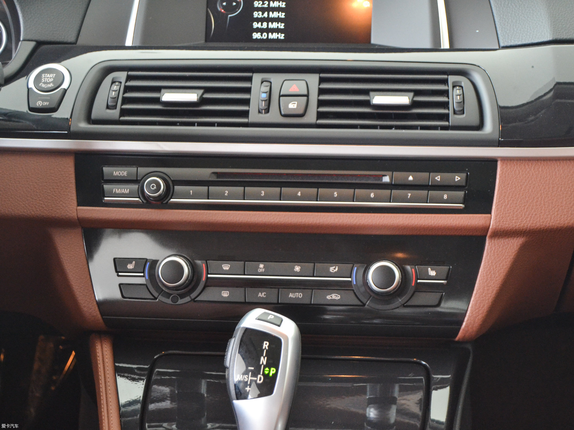 【2017款宝马5系 520Li 典雅型_中控区 _246/1155张图片】_汽车图片大全_爱卡汽车