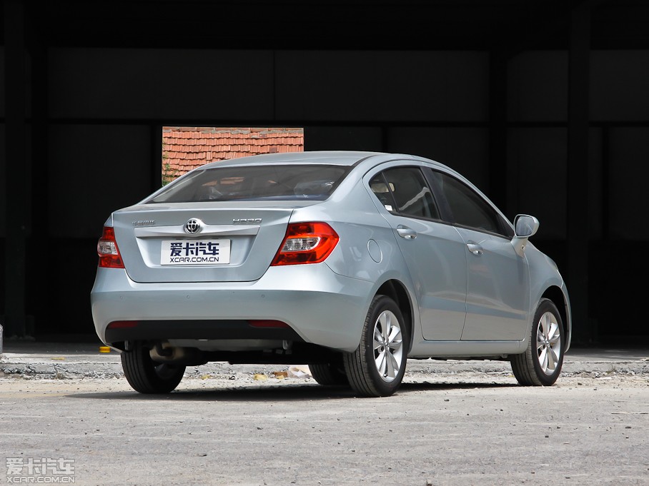 【2012款中华H230 1.5L AMT天窗版_整体外观 _6/616张图片】_汽车图片大全_爱卡汽车